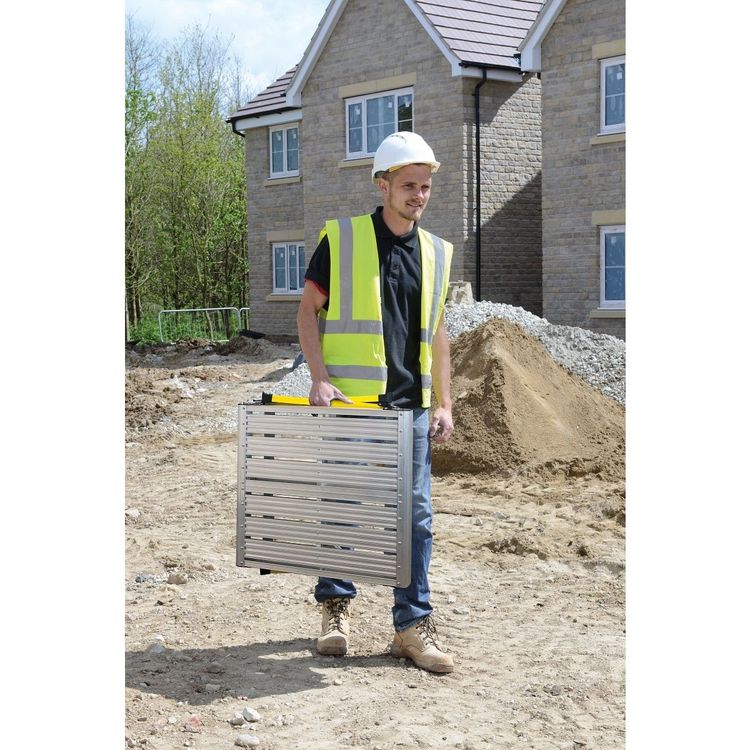 Werner GRP Hop Up Odd Job 600 Fibreglass Work Platform only £86.87